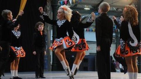 2016 All Ireland Dance Championship comes to Belfast - BBC News