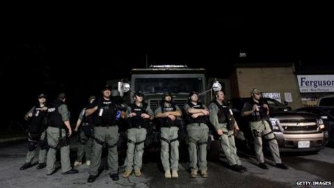 National Guard to withdraw from Ferguson amid calm - BBC News