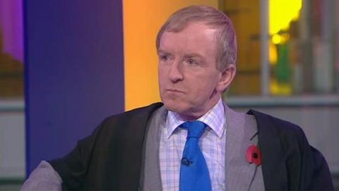 Simon Warr cleared of sexual abuse at Suffolk boarding schools - BBC News