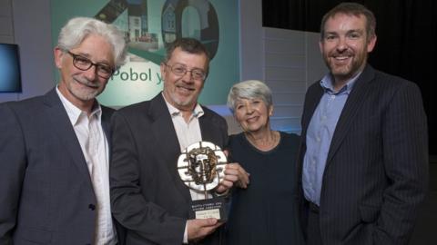 Dathliadau Cwmderi // Pobol y Cwm's 40th Birthday Celebrations - BBC ...