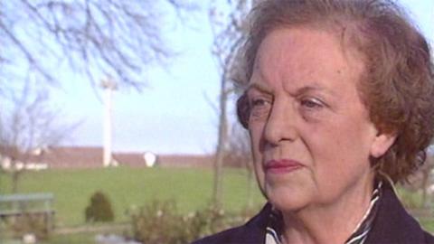 World's End serial killer Angus Sinclair dies - BBC News