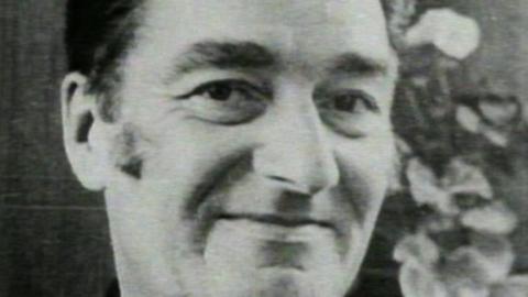 Frogman files show blunders surrounding Cdr 'Buster' Crabb's death ...