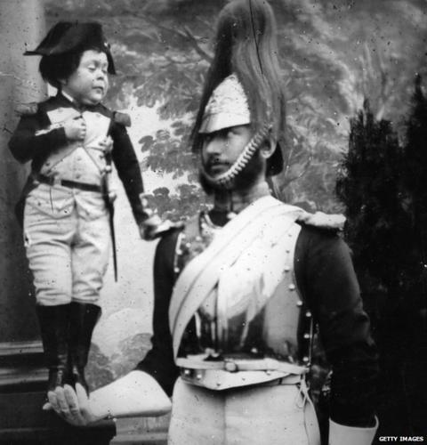 The real Tom Thumb and the birth of celebrity - BBC News