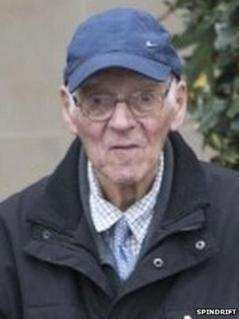 Isabelle Sanders murder: Victim was stabbed 37 times - BBC News