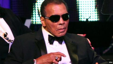 Boxing legend Muhammad Ali in hospital with pneumonia - BBC News