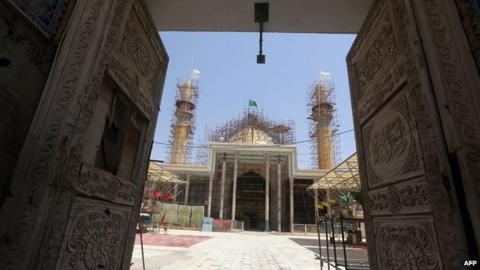 Islamic State attacks checkpoints in Iraq's Samarra - BBC News