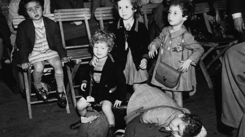 Last witnesses of the Holocaust - BBC News