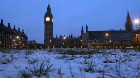 In pictures: UK snow 3 February 2015 - BBC News