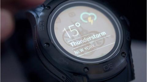 Baselworld: Will the watch industry get smart? - BBC News