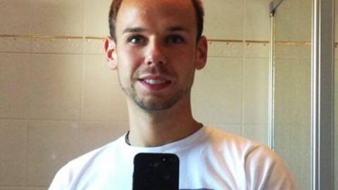 Alps crash: Lubitz 'had treatment for suicidal tendencies' - BBC News