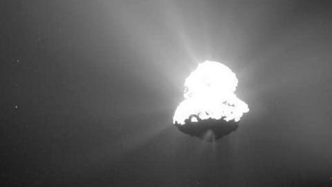 Rosetta's 'rubber duck' comet was once two objects - BBC News