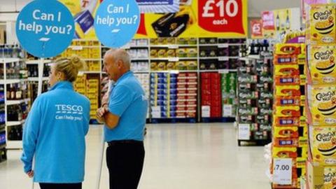 Tesco profits plunge as revival struggles - BBC News