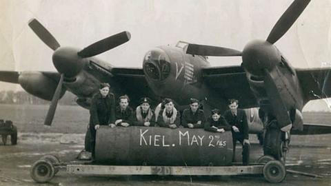 Remembering the last raid on Nazi Germany - BBC News