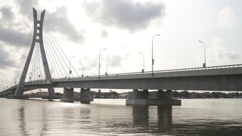 Nigeria in pictures: Lagos facelift - BBC News