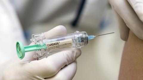 Review of HPV vaccine side-effects - BBC News