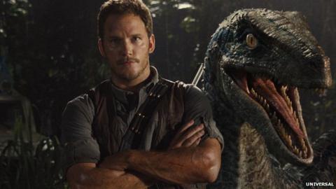Jurassic World returns for new generation - BBC News