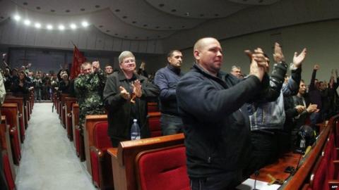 In pictures: Pro-Russians proclaim 'people's republic' - BBC News