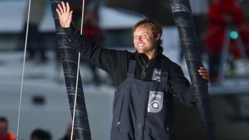 Alex Thomson receives freedom of Gosport - BBC News