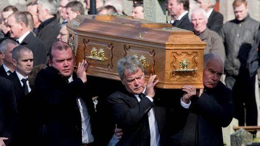 Helicopter crash: Declan Small's funeral takes place in Mayobridge ...