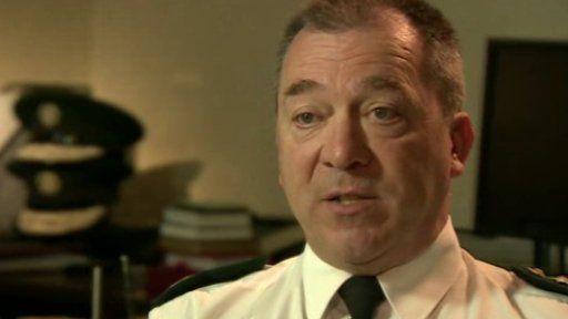 PSNI: Matt Baggott urges inquiry curb on Troubles murders - BBC News