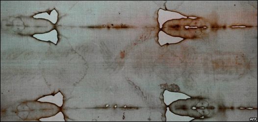 Exponen polémico sudario en Turín - BBC News Mundo