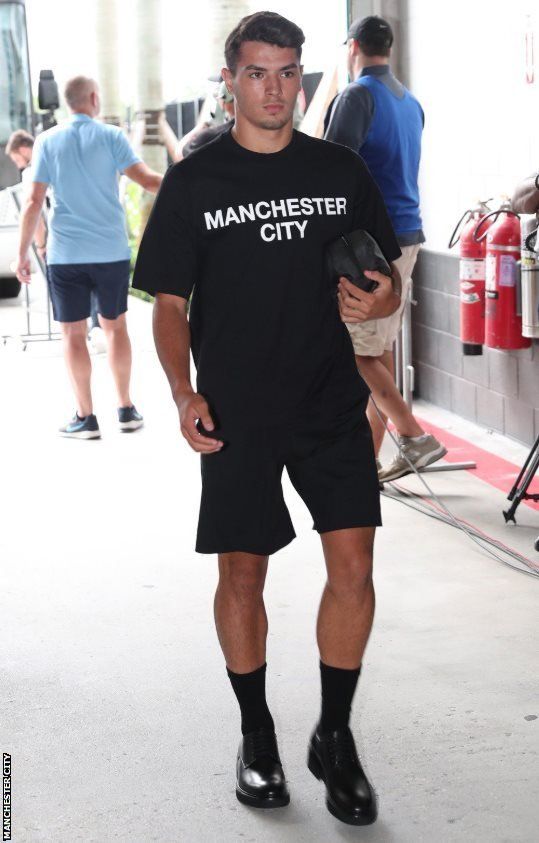Manchester City: How did the double denim compare to these other team ...