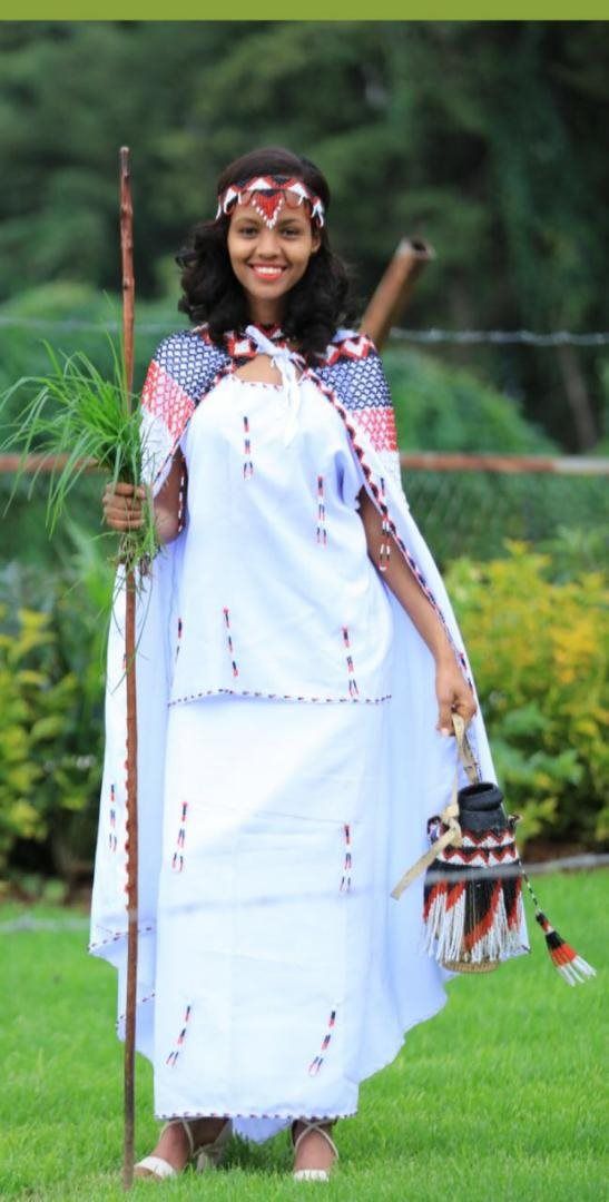 Aadaa: Gabaan uffata aadaa Oromoofi qophiin Irreechaa baranaa maal ...