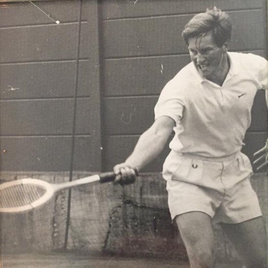 McEnroe, Becker a'r Cymro yn y canol - BBC Cymru Fyw