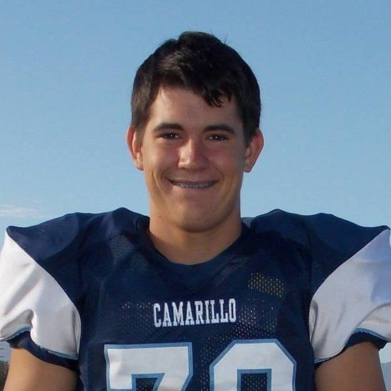 Thousand Oaks: Who are the victims? - BBC News