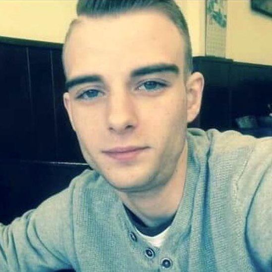 Family calls for 'moving body' law change after Ellon death - BBC News