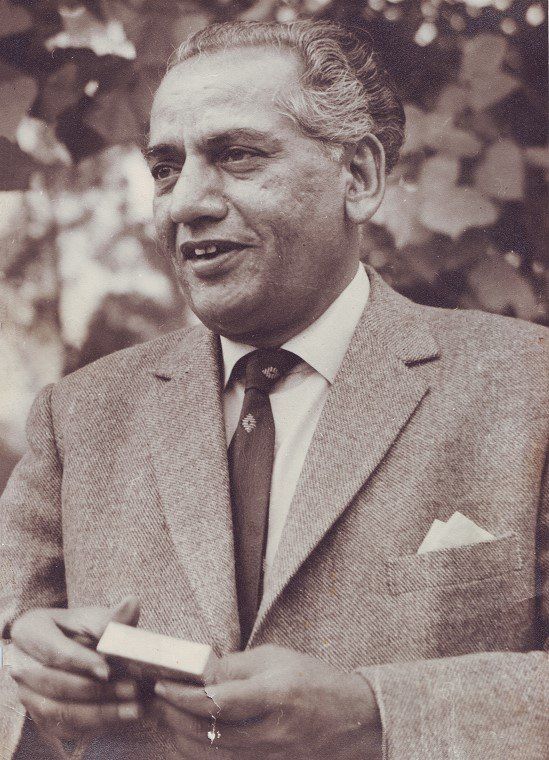 فیض احمد فیض کی بیٹی منیزہ ہاشمی کا انٹرویو: 'فیض صاحب تو لوگوں کے تھے ...