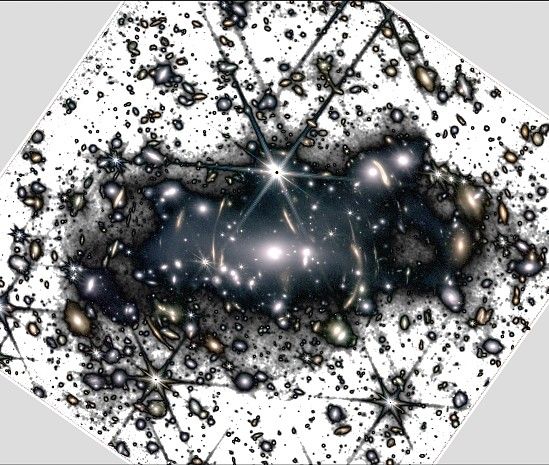 Las estrellas huérfanas que vagan entre las galaxias como "almas ...