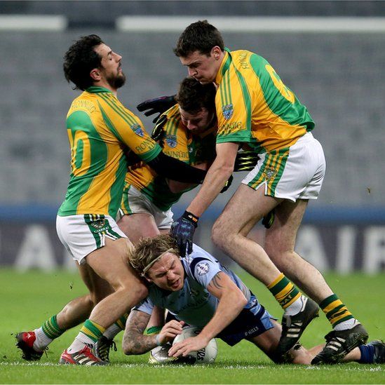 Cookstown win All-Ireland Intermediate crown - BBC Sport