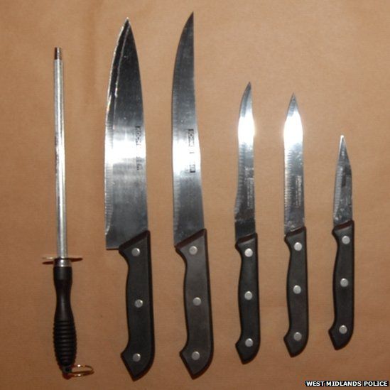In Pictures: EDL bomb plot weapons - BBC News