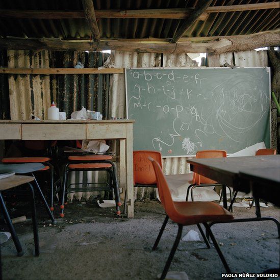 In pictures: Mexico's poor rural schools - BBC News
