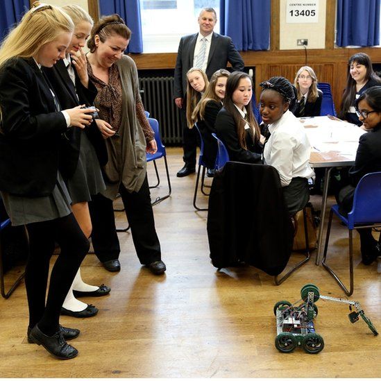 Minister attacks myth of girls' jobs and boys' jobs - BBC News