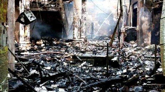 Facebook pool advert criticised after Kenwick Park fire in Louth - BBC News