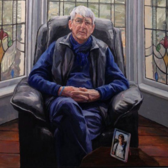 David Rogers 'chance' portrait by Jeff Stultiens on show - BBC News