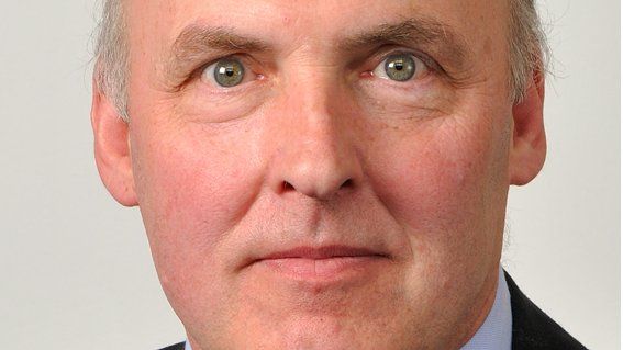 Norfolk County Council Conservatives elect new leader - BBC News