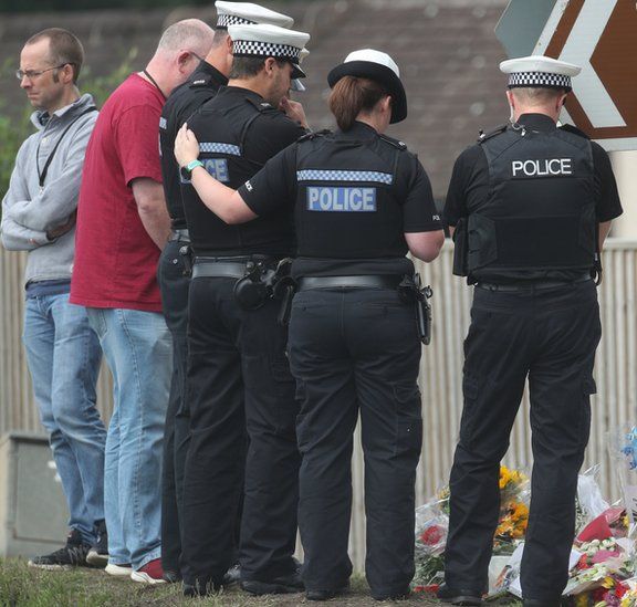 Andrew Harper death: Police given more time to quiz suspects - BBC News