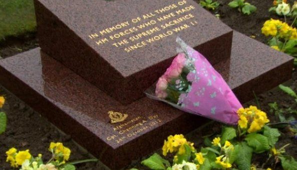 Channing Day's family attend Comber war memorial service - BBC News