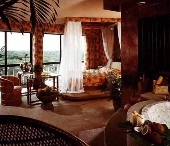 "Scarface": orgías, fiestas y cocaína en el hotel de Miami que inspiró ...