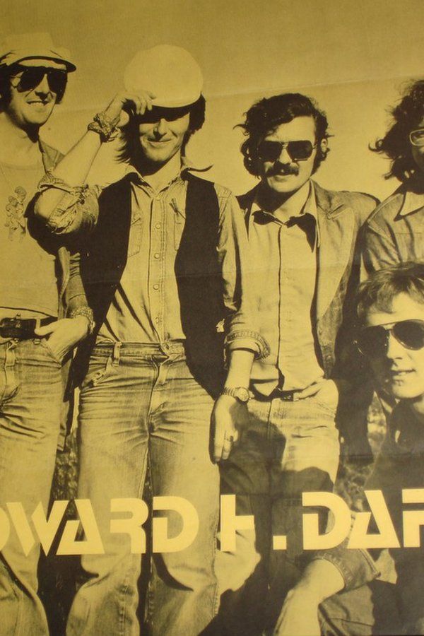 Ysbryd y Nos: "'Dydy cân dda byth yn dyddio" - BBC Cymru Fyw