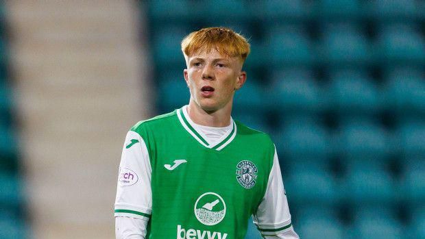 Hibs: Whittaker 'very proud' to win young player award - BBC Sport