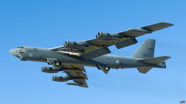 El bombardero B-52, el avión que simboliza el poderío militar de Estados Unidos - BBC News Mundo