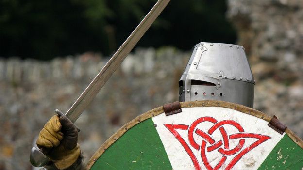 To fall on your sword 承擔責任 - BBC 英伦网