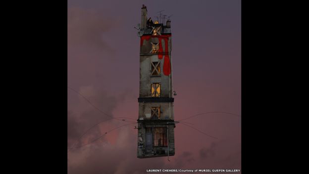 Las sorprendentes imágenes de edificios voladores - BBC News Mundo