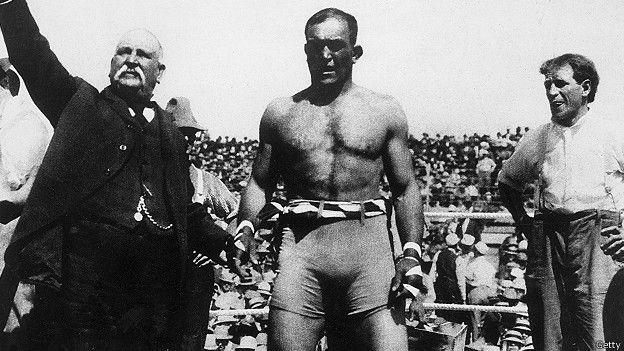 El legendario boxeador negro a quien buscan perdonar 100 años después ...