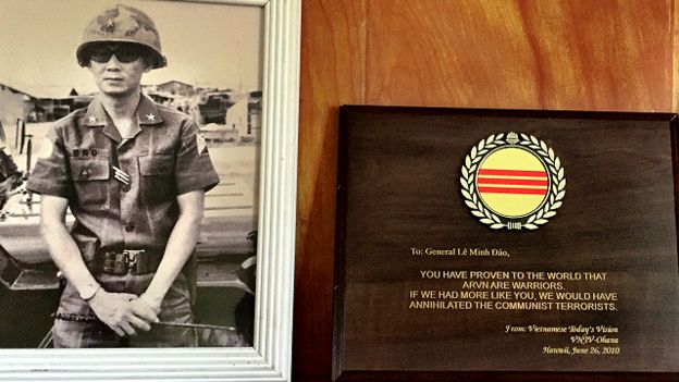 Gặp Tướng bị 'cải tạo' 17 năm - BBC News Tiếng Việt