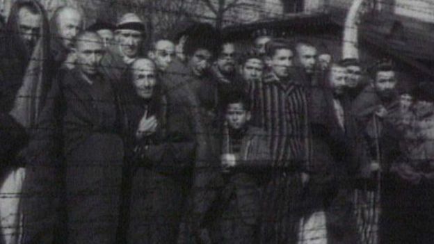 Giải mã tính khí thất thường của Hitler - BBC News Tiếng Việt